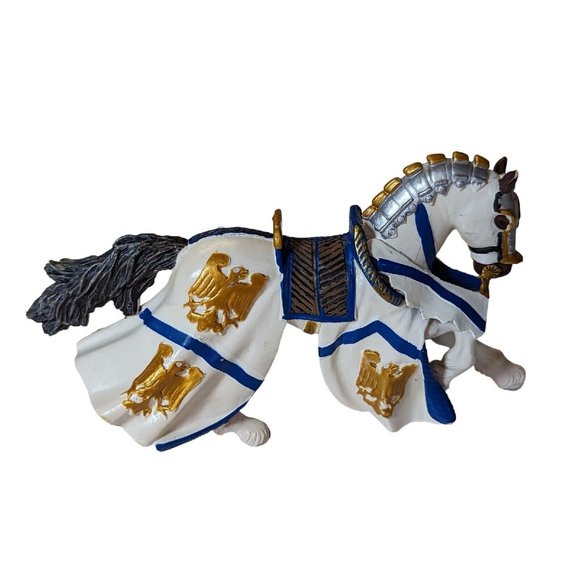 Papo | Toys | 21 Papo Fantasy World Series Of Knights Hawk Eagle Falcon ...